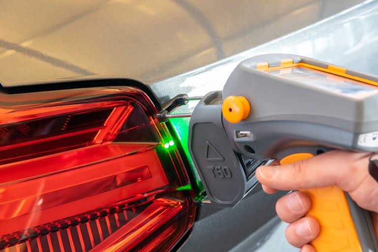 Digitalise Gap And Flush Measurements In Premium Car Manufacturing