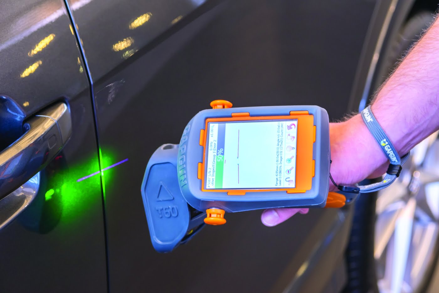 Measure gap and flush with leading laser measurement tool, GapGun